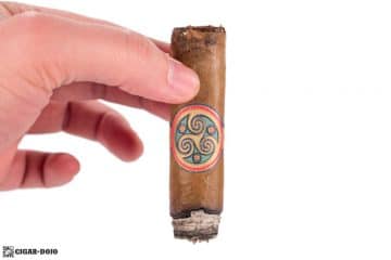 Bombay Tobak Gaaja Cigar Review - Cigar Dojo